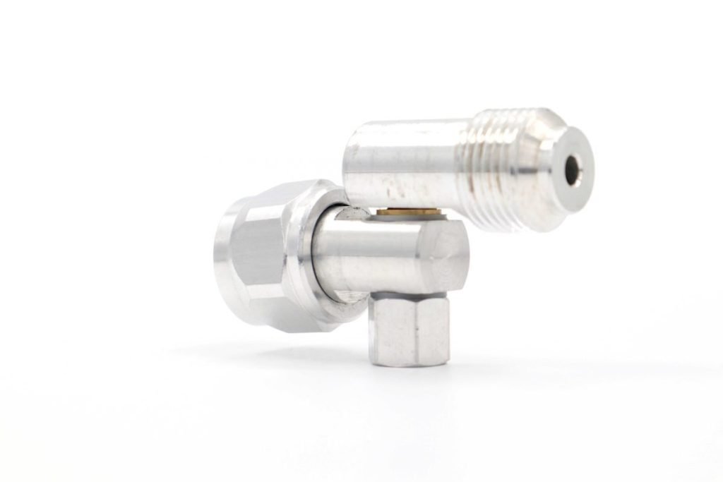 CONECTOR SWIVEL 180 GRADOS PARA EQUIPOS AIRLESS 7/8 | GROUP COMERCIAL ...